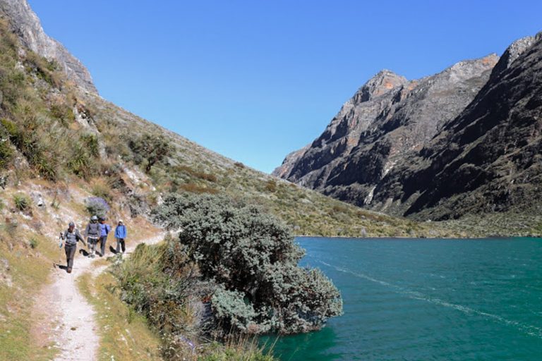 Santa Cruz Trek, Peru – A Guide to Hiking the Cordillera Blanca ...