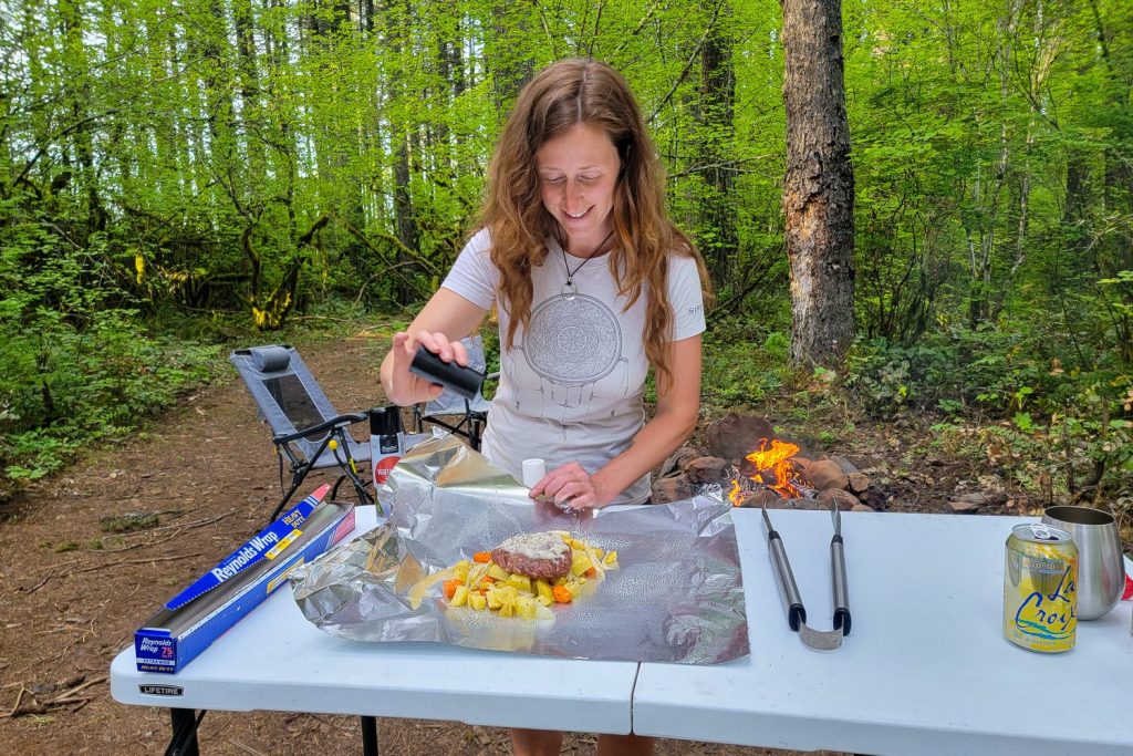 How to Make Tasty Foil Packet Camping Meals – Recipes & Tips | CleverHiker