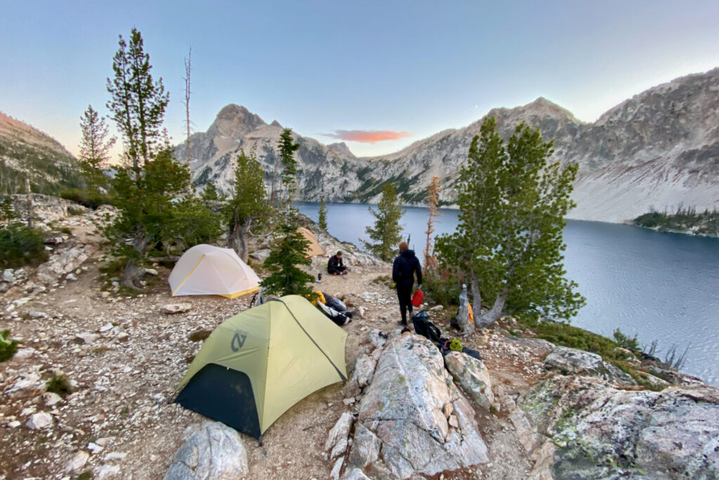 A Complete Guide to Hiking the Grand Sawtooth Loop | CleverHiker