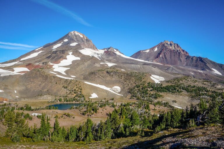 Three Sisters Loop Backpacking Guide | CleverHiker