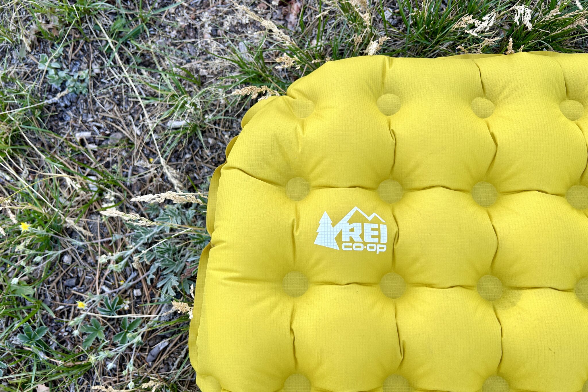 REI Helix Insulated Air Sleeping Pad Review | CleverHiker