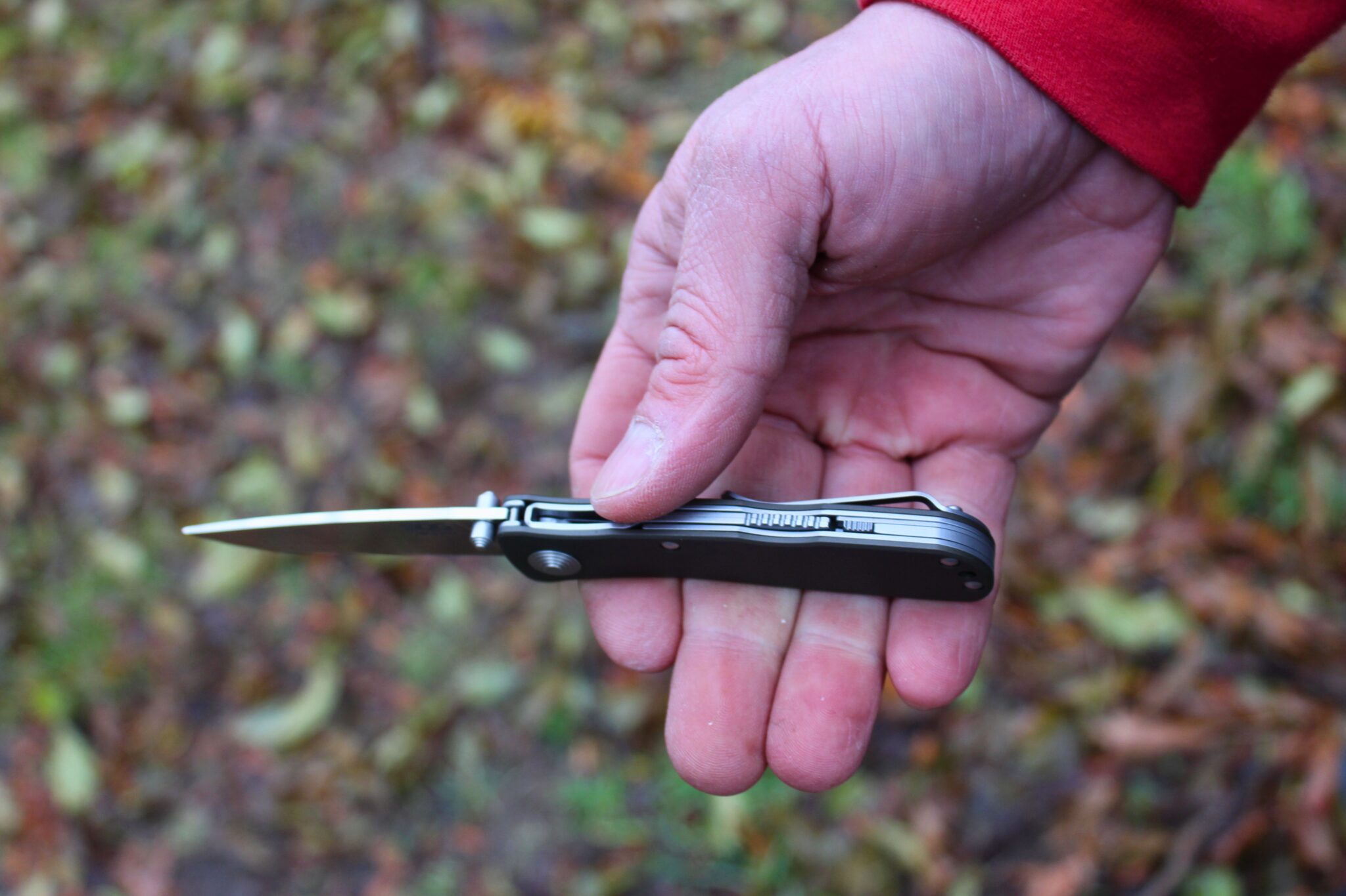 SOG Twitch II Pocket Knife Review | CleverHiker