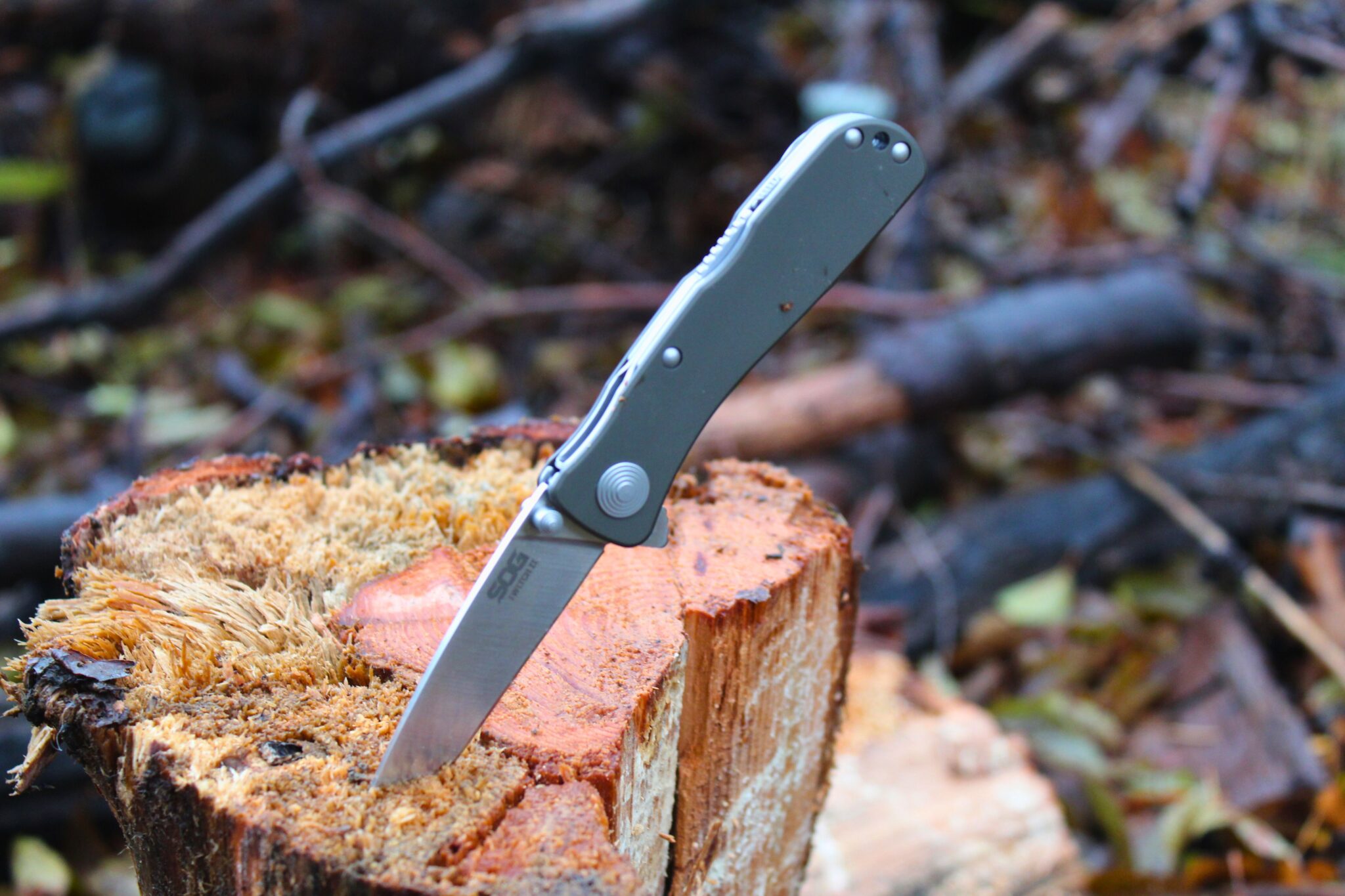 SOG Twitch II Pocket Knife Review | CleverHiker