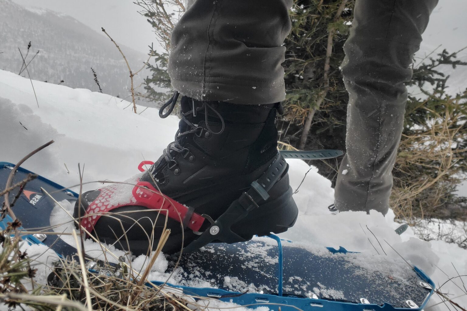 MSR Lightning Ascent Snowshoe Review | CleverHiker