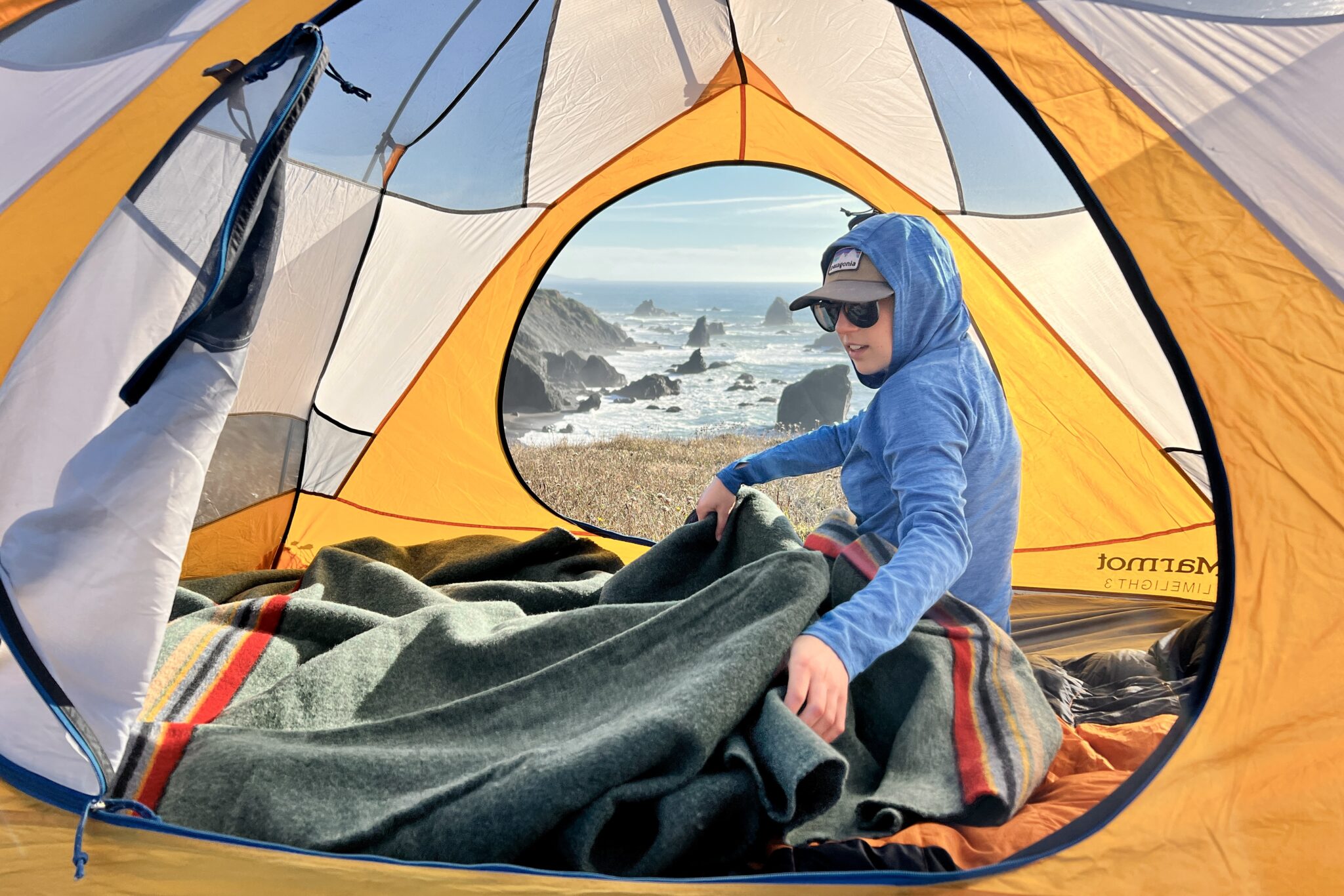 10 Best Camping Blankets of 2026, Tested for Cold Weather | CleverHiker