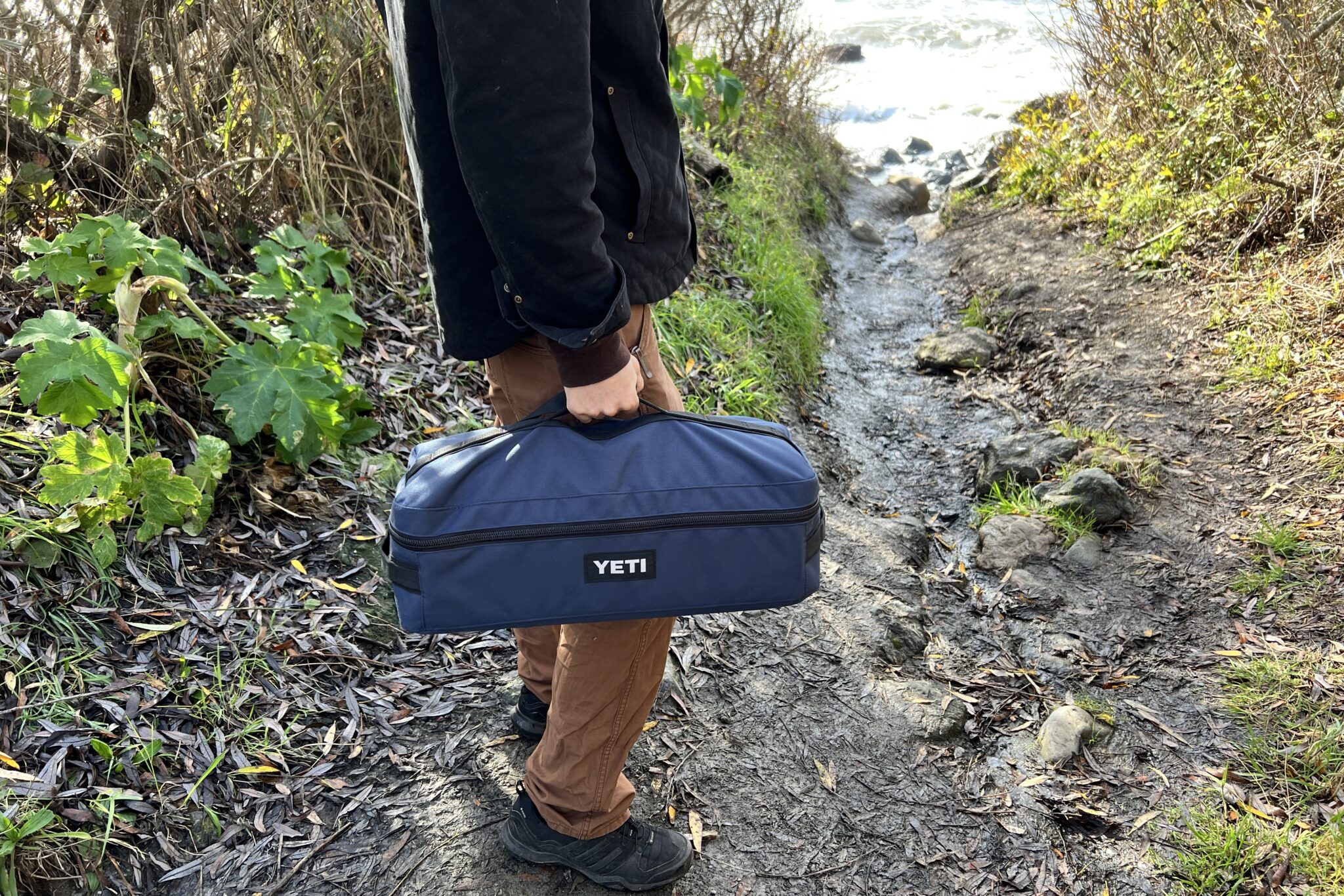 Yeti Lowlands Camping Blanket Review | CleverHiker