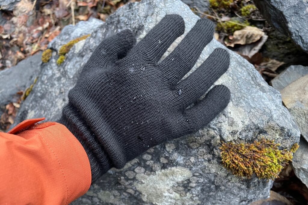 Smartwool Liner Gloves Review | CleverHiker