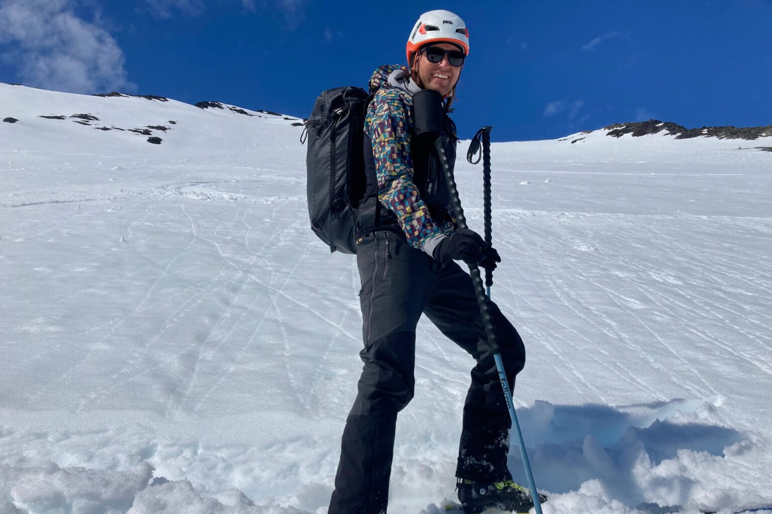 7 Best Windbreaker Jackets of 2025 for Men & Women | CleverHiker
