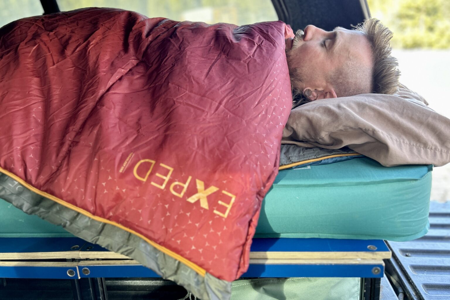 Exped Megasleep Uno 25/40 Sleeping Bag Review | CleverHiker