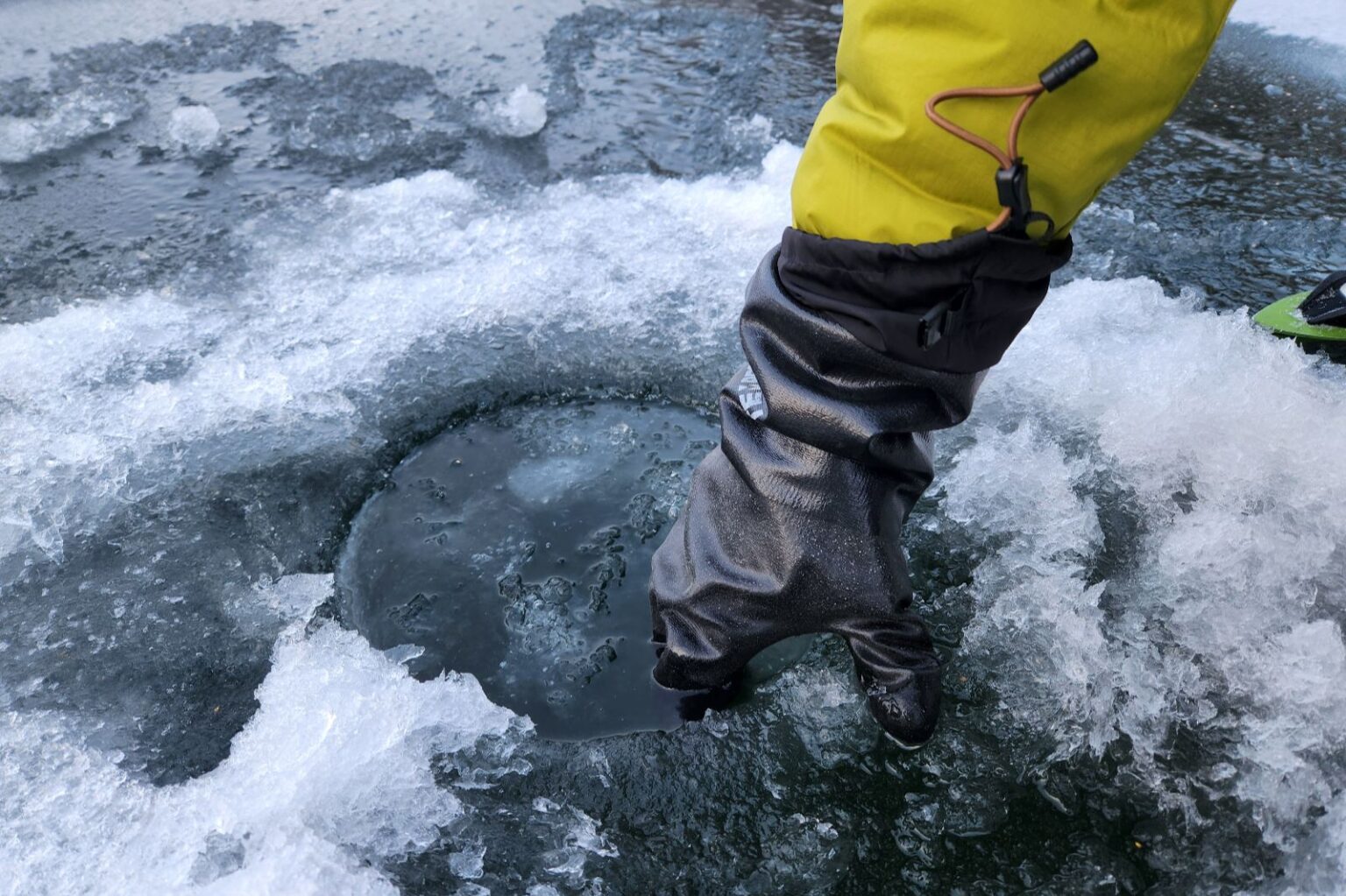 10 Best Winter Gloves of 2026, Tested for Cold Weather | CleverHiker